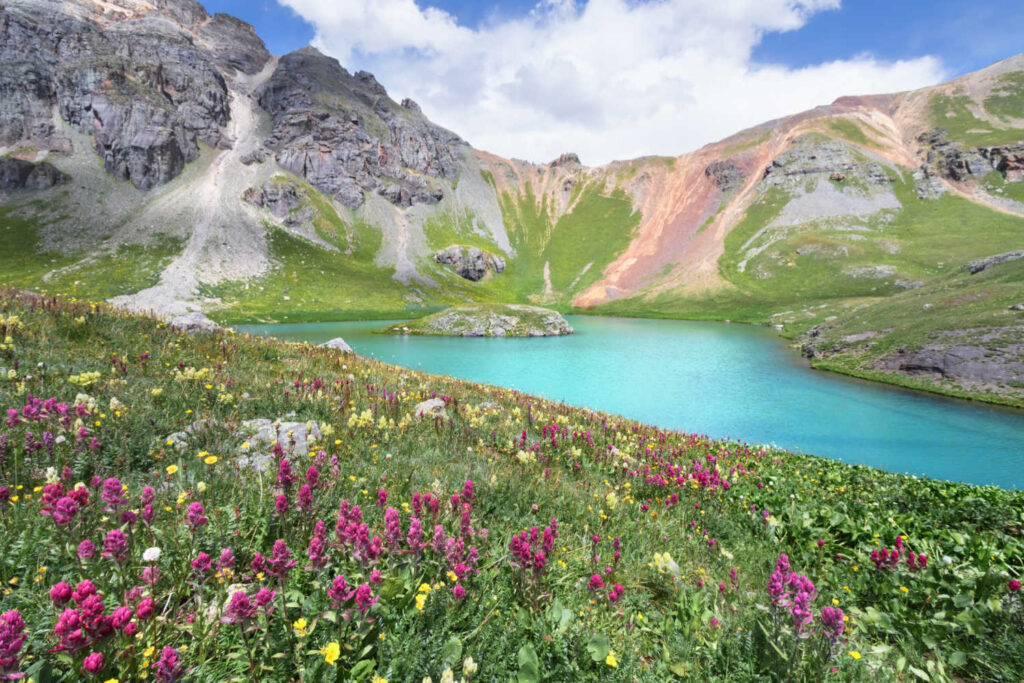 The Ultimate Colorado Packing List For Summer - The Mountain Travelist