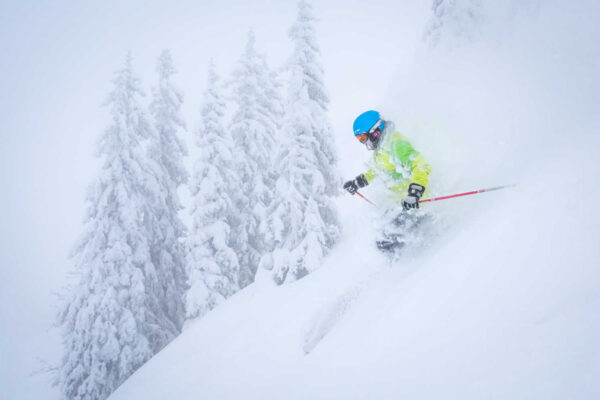 Epic Guide to the Best Time to Ski in Colorado - The Mountain Travelist